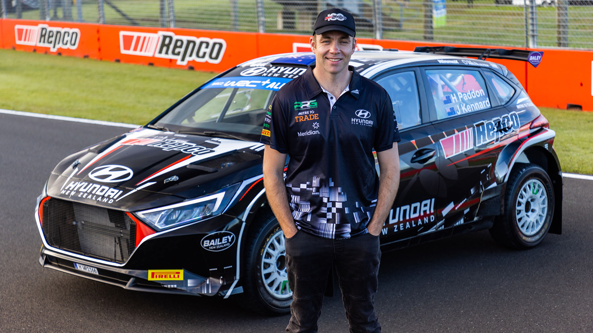 PADDON UNVEILS RALLY NEW ZEALAND COLOURS | V8 Sleuth