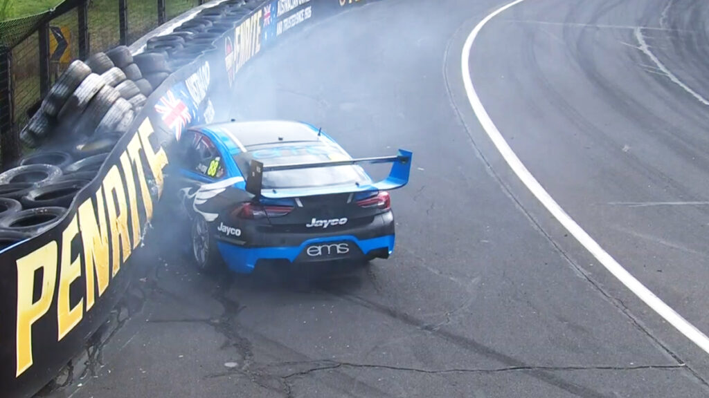 Love takes BRT’s maiden win in Bathurst Dunlop Series opener | V8 Sleuth